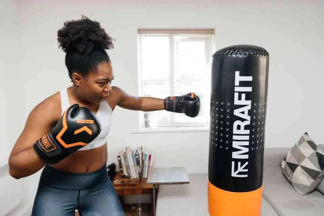 30 Minute Boxing Inspired Home Workout - keep it simpElle
