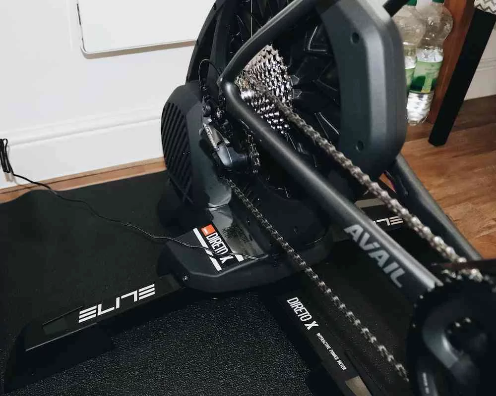 Choosing The Best Smart Trainer For Riding Indoors - keep it simpElle