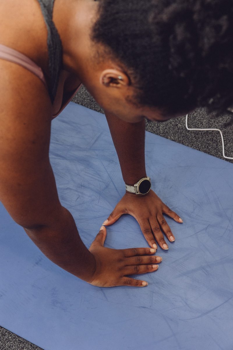 Perfect Form: How To Do Diamond Push Ups (Triceps) - keep it simpElle